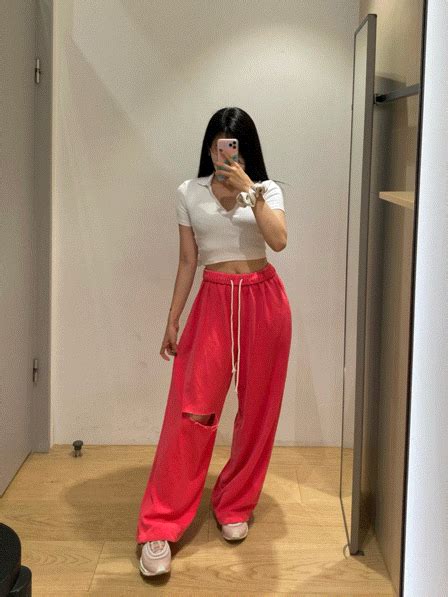 고퀄남녀공용 캔디 피그먼트 스트링 컷팅 팬츠무릎트임 유니크 스트릿 힙합 댄스 춤 댄서 무대의상 공연의상 잠옷 꾸안꾸 와이드 팬츠 컷팅팬츠 와이드pt 커플룩 벌룬팬츠