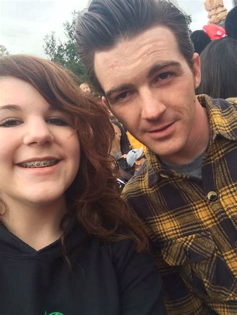 I Met Drake Bell Last Week When I Was At Disneyland Omg Drake Bell