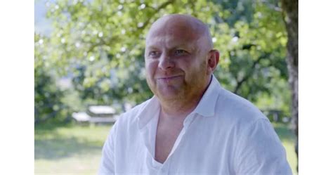 Жоро от Фермата издава стихосбирка