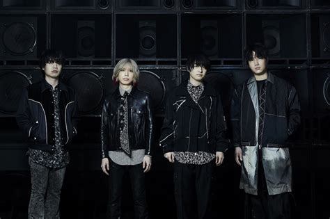 Pending Train 山田裕貴 赤楚衛二 日劇介紹 Official髭男dism Tattoo Pinkupost
