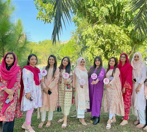 Syeda Abiha Zaidi On Linkedin October Pinkday Cancer Awareness Stronger Bccww Wearitpink