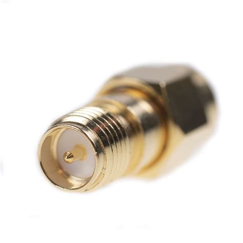 Konektorová redukce SMA(m) na SMA-RP(m) | E-shop SECTRON