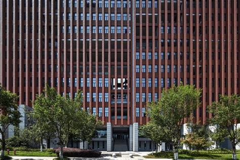 重庆大学虎溪校区图文信息中心 汤桦建筑设计416586领贤网