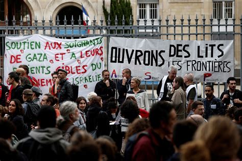 В протестах во Франции приняли участие полмиллиона человек Газета Ru Новости