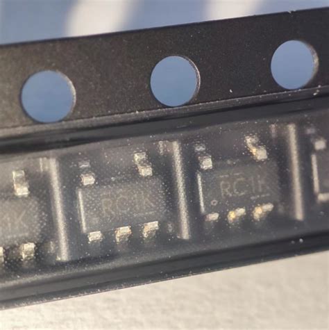 Lmv321运算放大器参数，lmv321运算放大器中文资料，lmv321替代