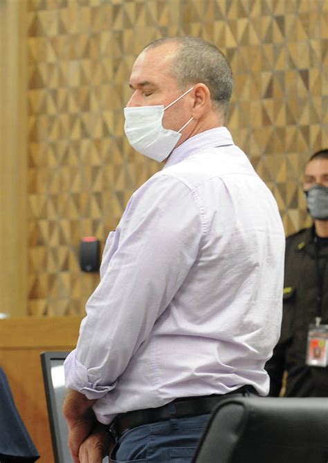 Accused Aquarium Poacher Pleads Not Guilty After Lengthy Reading Of