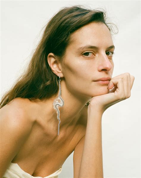 Suzie Bird Model Management