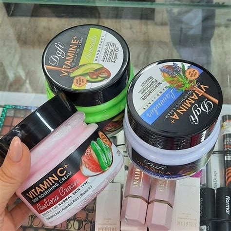 خرید و قیمت کرم مرطوب کننده دافی ترب