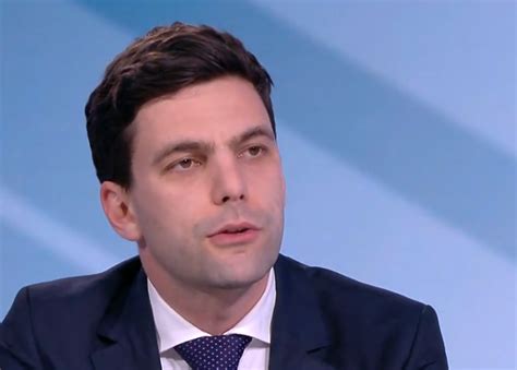 ПИК Tv Никола Минчев Има 8 10 имена в списъка от клуба на Нотариуса сред тях няма политици