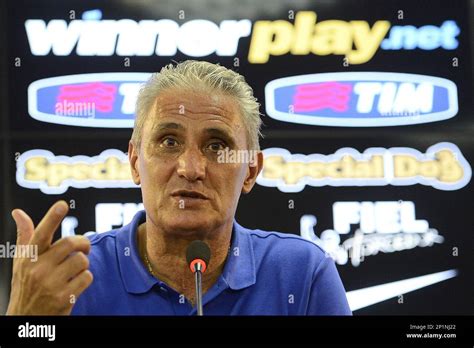 Sao Paulo Sp 26022016 Treino Do Corinthians Tite Durante