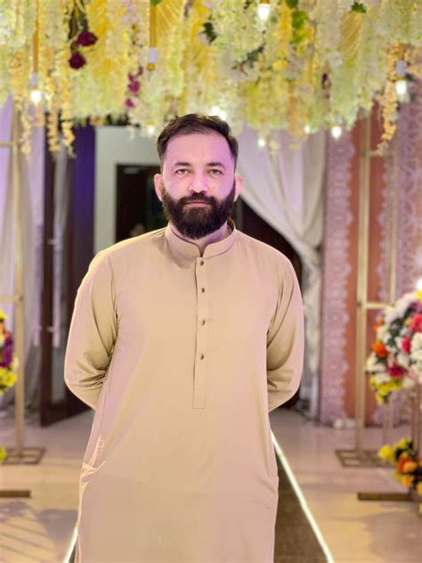 Shahzad Khan On Linkedin It Will Take You 2 000 Clients To Make 100k Year If You Charge 50