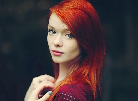 Download Wallpaper Look Girl Face Pose Model Red Julie Kennedy Download Wallpaper Look Girl Face Pose Model Red Julie Kennedy