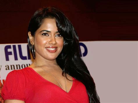 54 Sameera Reddy