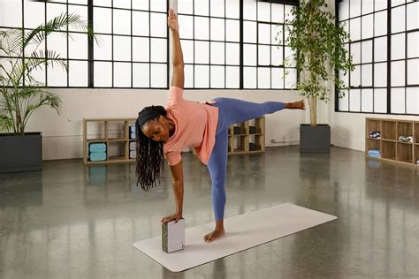 How To Use Yoga Blocks 5 Poses To Try Nike At