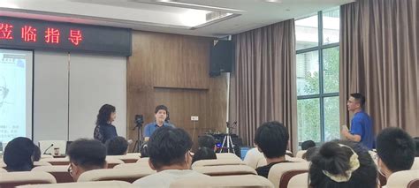 南开大学许晖教授应邀为我院师生开展学术讲座
