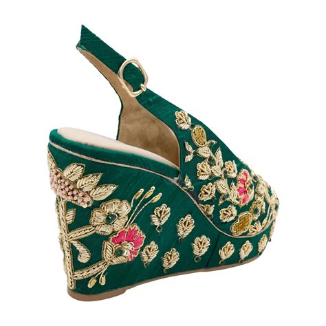 Sarod Green Veruschka