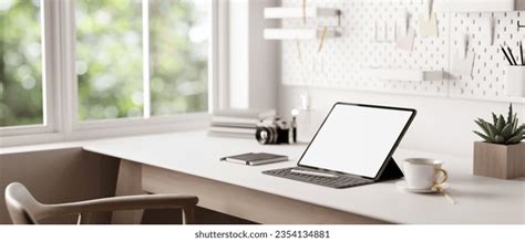 Tablet White Screen Mockup Wireless Keyboard Stock Illustration 2354134881 Shutterstock