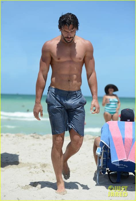 Joe Manganiello Shirtless In Miami Photo 2676372 Joe Manganiello