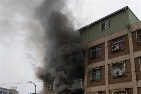 高雄民宅火警！消防人員滅火後入屋驚見焦屍 警方調查中 社會萬象 生活 Nownews今日新聞