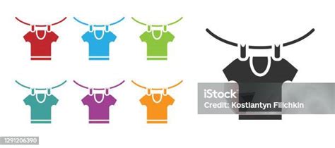 흰색 배경에 격리 된 검은 건조 옷 아이콘 깨끗한 셔츠 옷핀으로 밧줄에 옷을 씻으라 의류 관리 및 단정함 다채로운 아이콘을 설정합니다 벡터 가사 집안일에 대한 스톡 벡터