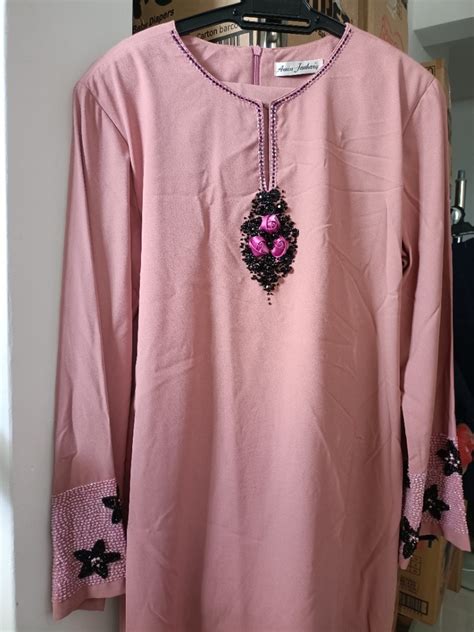 Baju Kurung Moden Bermanik Womens Fashion Muslimah Fashion Baju Kurung And Sets On Carousell