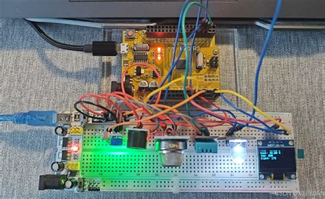 arduino uno 环境监测系统：结合 mq2、dht11、led、0 96 寸 oled（i2c）、光敏传感器和低电平触发蜂鸣器