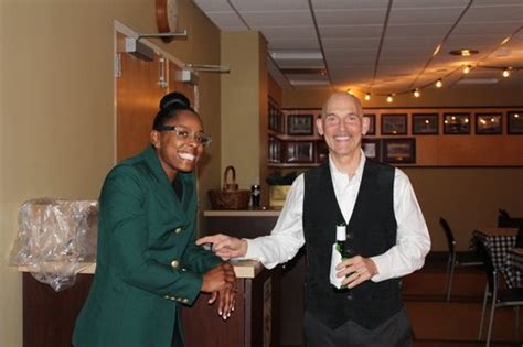 About Dr Jasmine Elmore