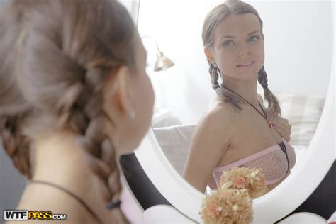 Helena 10552ポルノ写真 Eporner