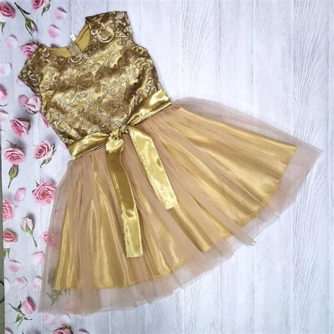 Нарядное платье — цена 420 грн в каталоге Платья Купить детcкие вещи по доступной цене на Шафе