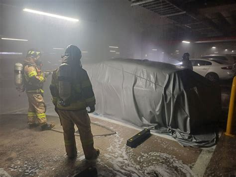 지하주차장 주차 벤츠 전기차서 불주민 긴급 대피