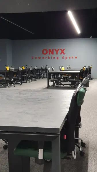 فضای کار اشتراکی اونیکس در محله سپاهان شهر اصفهان ازنو