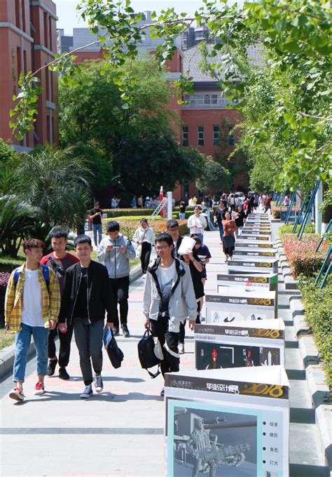 动动三维全力支持新动漫动漫心 四川文化产业职业学院首届动漫文化节开幕 知乎