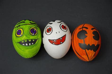 Spooky Items To Put In Your Halloween Eggs N E T Egg
