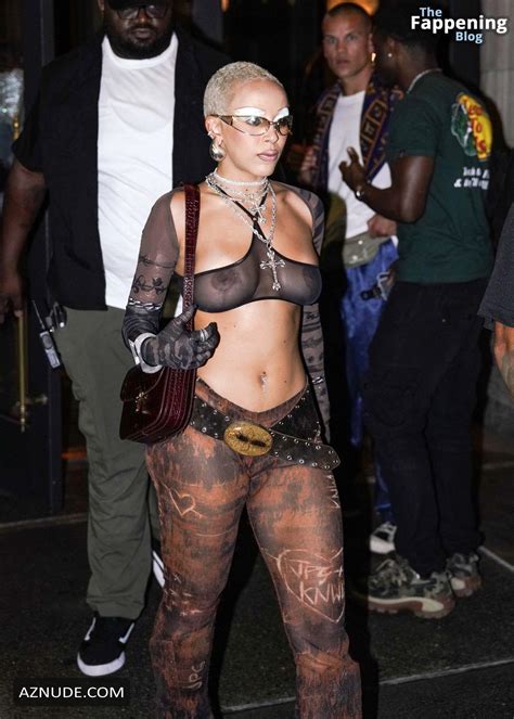 Doja Cat Flaunts Her Sexy Style At New York Fashion Week Aznude