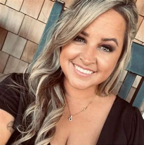 Trucks Cars Big Rigs And Beautiful Women On Twitter Fuckamomtonight Com Has Hot Milfs