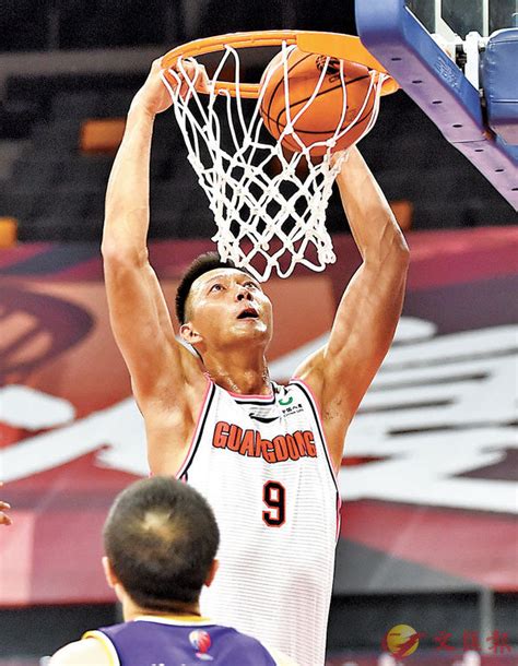 易建聯加冕 CBA常規賽得分王 香港文匯報