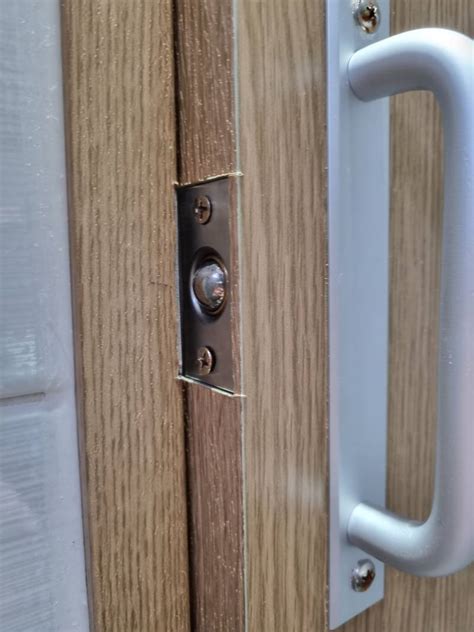 화장실 문이 안닫히는데 이거 어떻게해 인스티즈instiz 익명잡담 카테고리