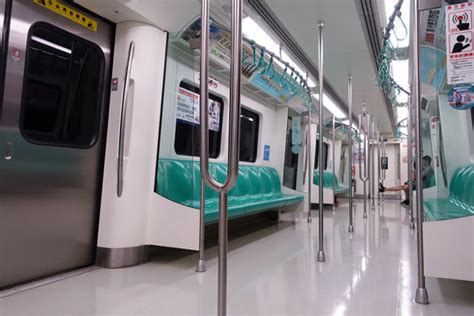地铁车厢内景 其它 各行各业 摄影 汇图网www huitu