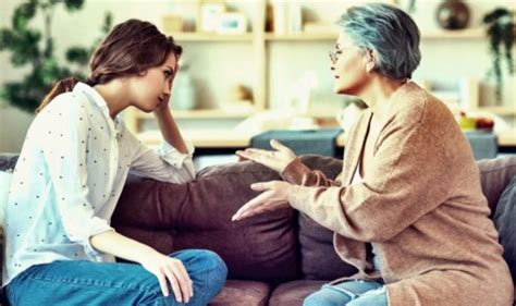 ჩემს ქმარი ახალი დაკრძალული იყო როდესაც მოვიდა დედამთილი მაშინვე ვერ გავაცნობიერე რა უნდოდა