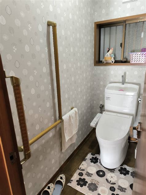 【一戸建て】壁紙がアクセント！トイレリフォーム 一戸建て ｜lixilリフォームネット｜リフォーム事例