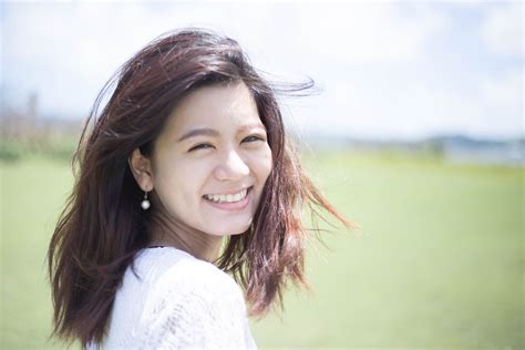 【特集】見なきゃ損 沖縄美人たちの写真たち フリー素材おきなわ