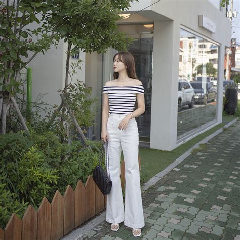 봄신상 여성 포켓 롱 부츠컷 화이트 데님 와이드팬츠 하이웨스트 롱바지