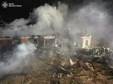 рф всю ніч атакувала Україну шахедами на Вінничині є влучання у будинок і жертви Sd Ua