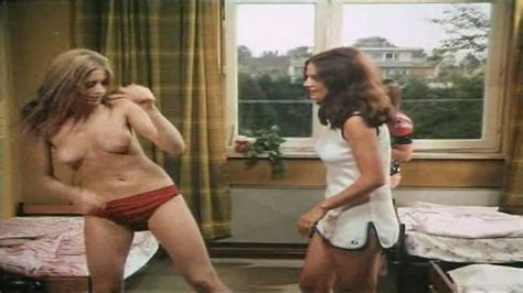 Naked Waltraud Schaeffler In Gefährlicher Sex Frühreifer Mädchen