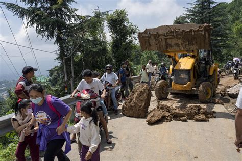 Floods Landslides Leave 40 Dead In Northern India Ap News