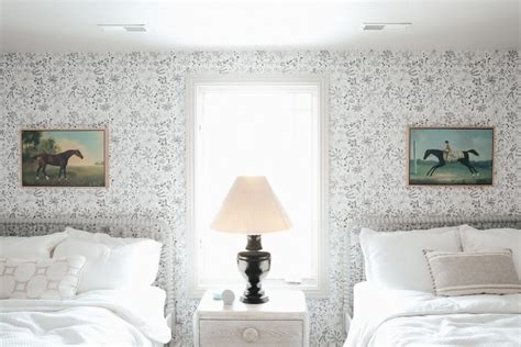 How To DIY Canvas Floater Frame Chris Loves Julia