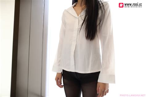 ROSI No 2053 Ảnh Girl Xinh photo langvui net ROSI No 2053 Ảnh Girl Xinh photo langvui net