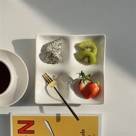 식판·나눔접시 룬 나눔찬기 4칸 소 오늘의집 쇼핑