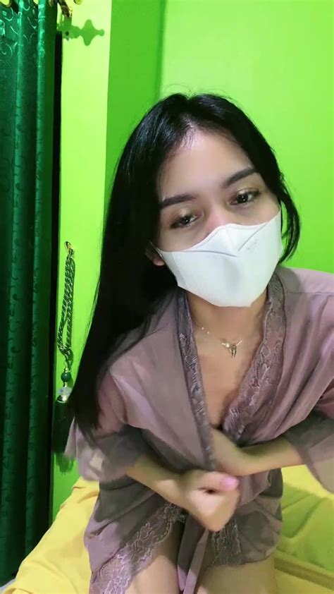 Ralline Cantik Ebot Nakal Belahan Susu ID 54771767 Mango Bokep Indo