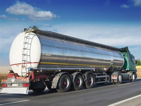 Tanker Truck Dimensions What You Need To Know Rhinotrail